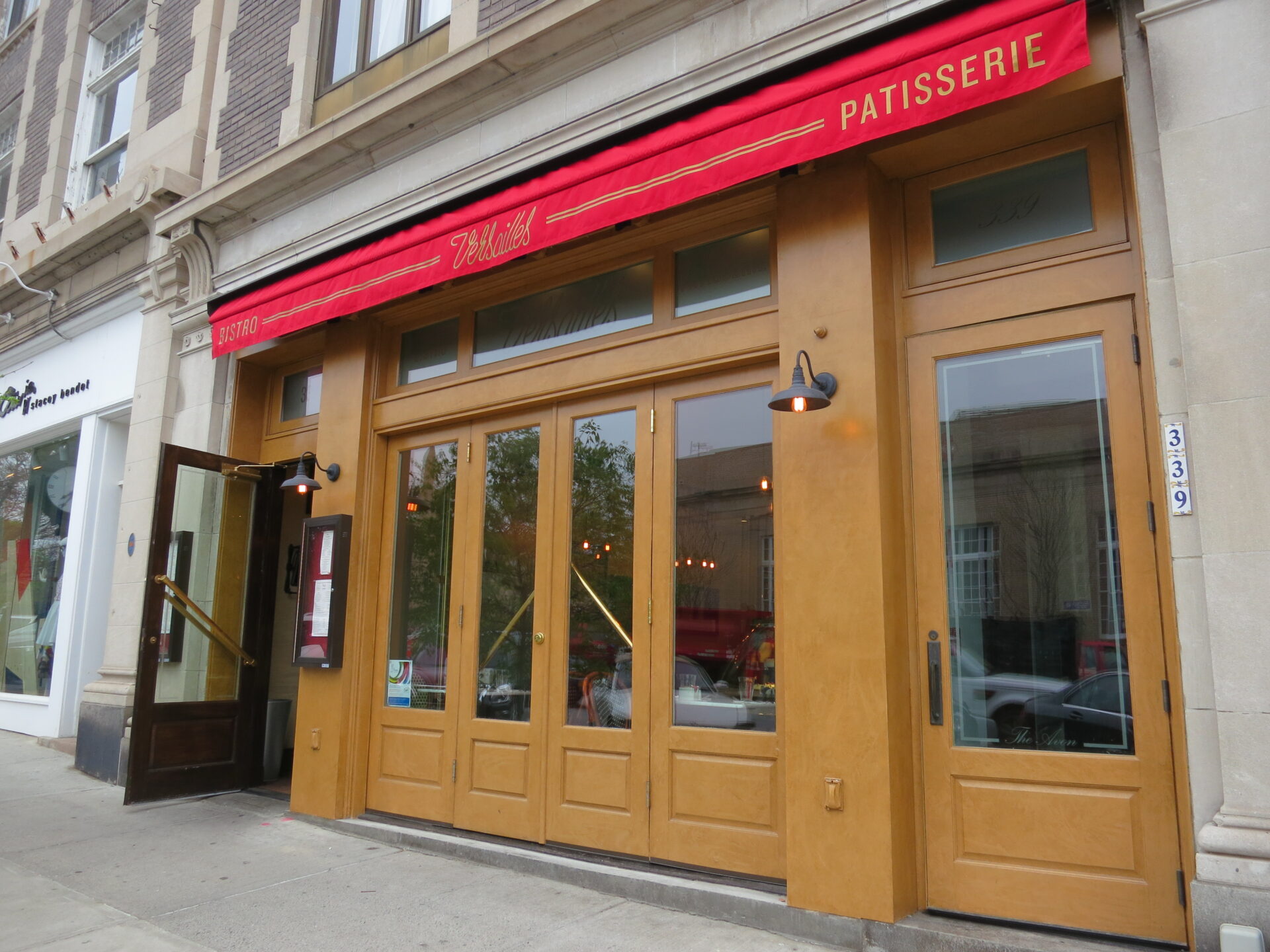 Long Live Versailles on Greenwich Ave | Greenwich Free Press