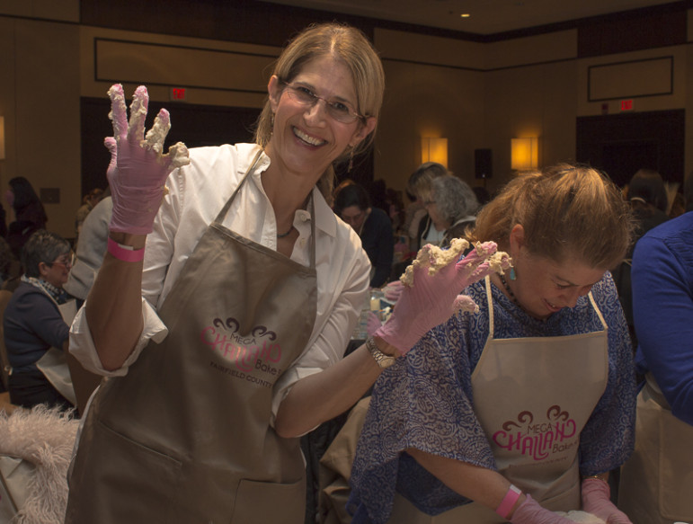 Mega Challah Bake Unites 500 Women in Greenwich from across Fairfield ...