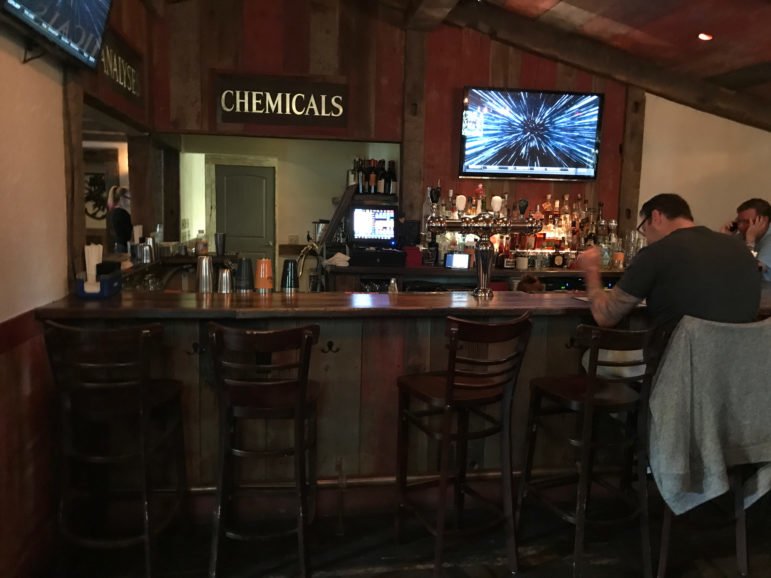 Cardinal Critics Review Little Pub in Cos Cob: Best Pub Food in Town ...