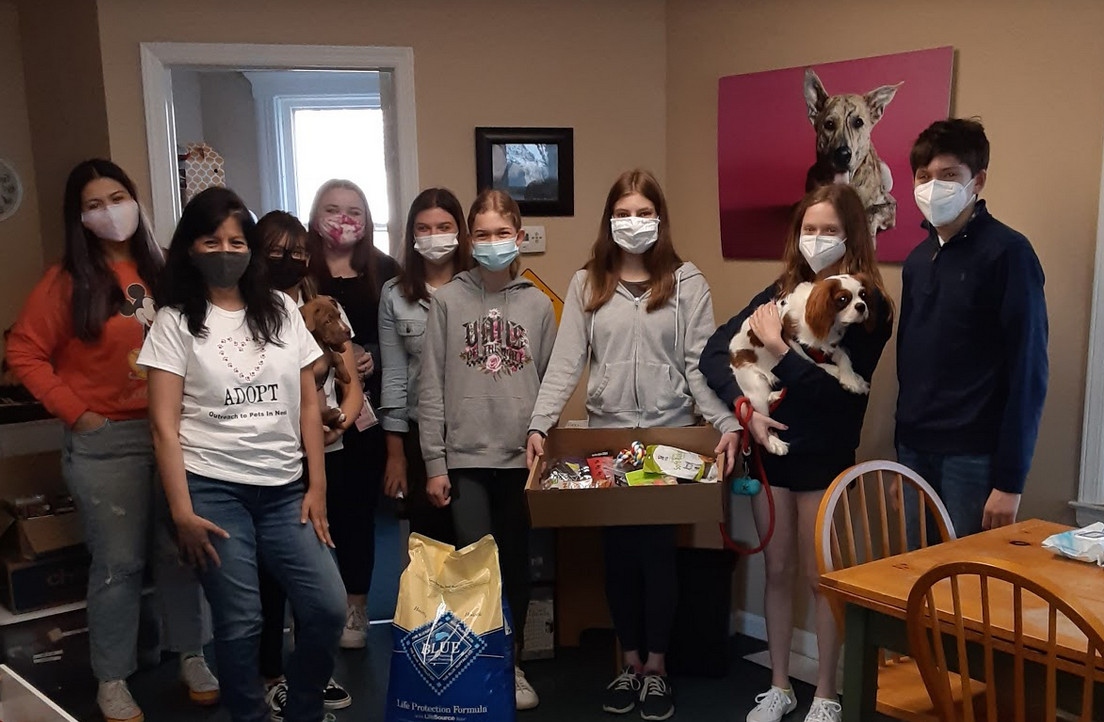 GHS Hand & Paw Club Help Animals through Schoolwide Photo Contest ...