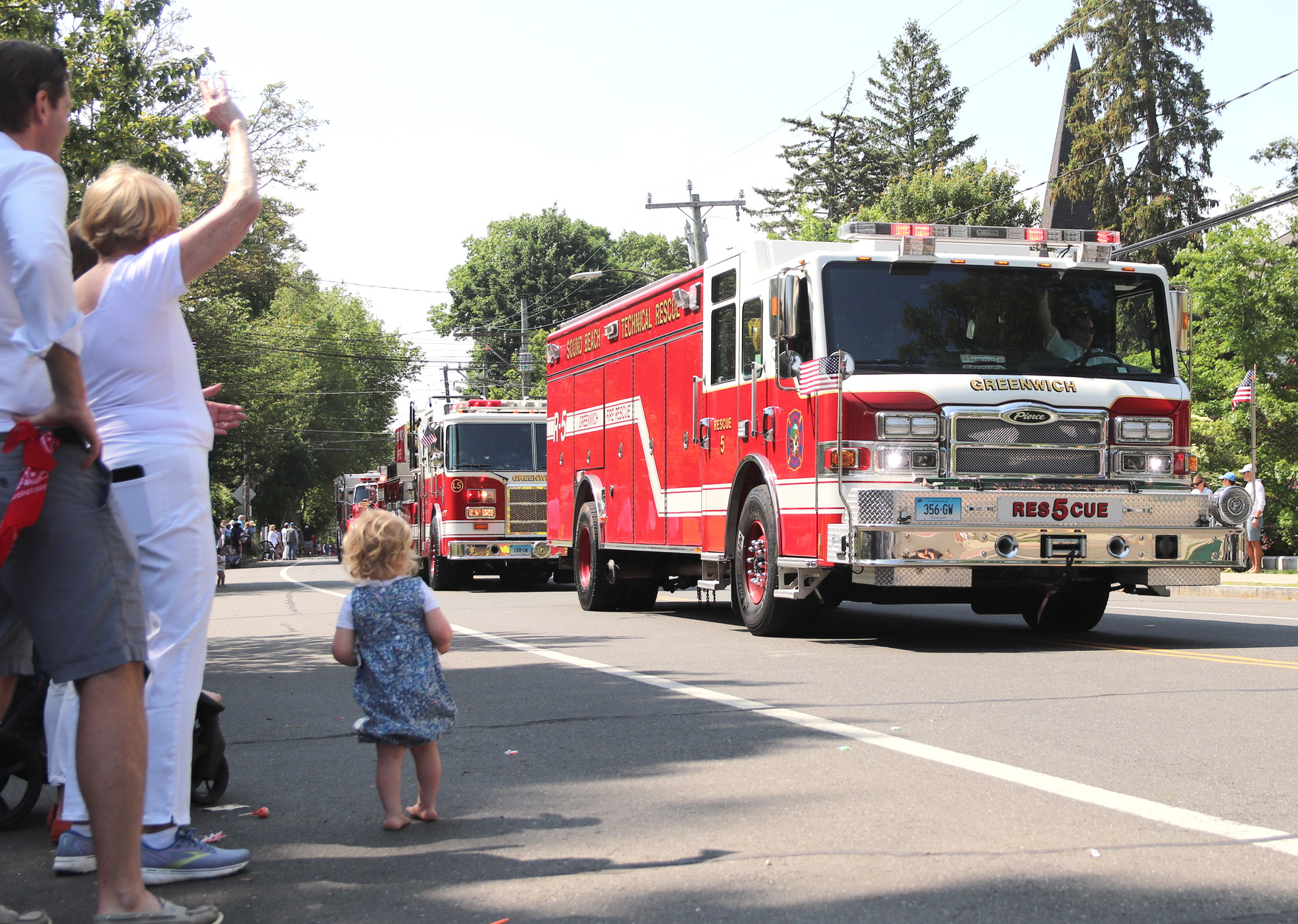 PHOTOS: Sound Beach Volunteer Fire Dept Memorial Day Parade Continues ...