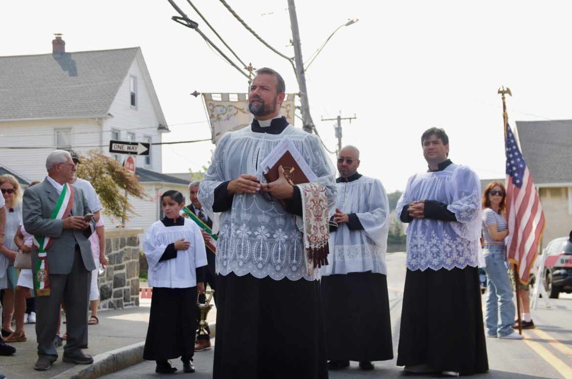 Photos: Annual St. Roch Church Procession Is a Highlight of Three-Day ...