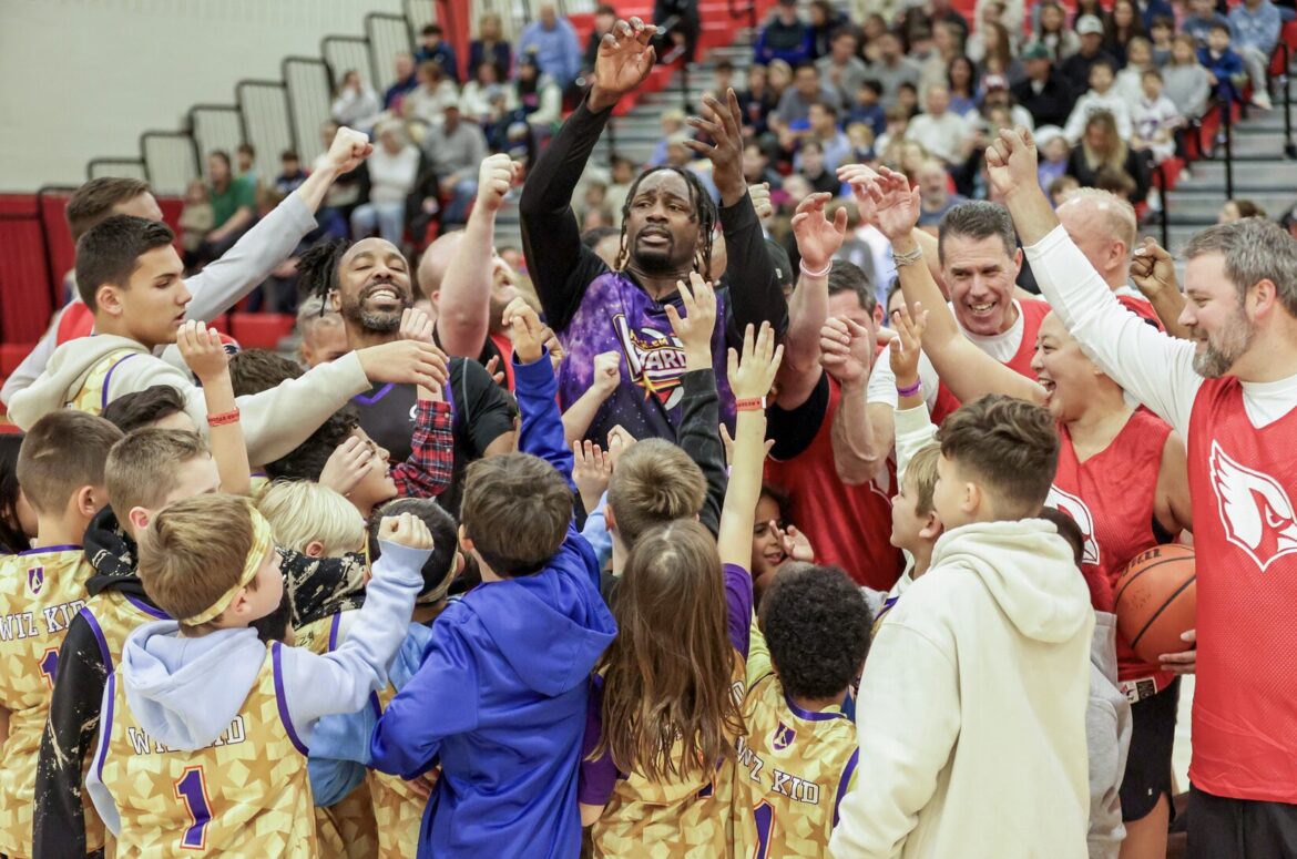 Harlem Wizards Entertain Crowds at Greenwich High School in Senior ...